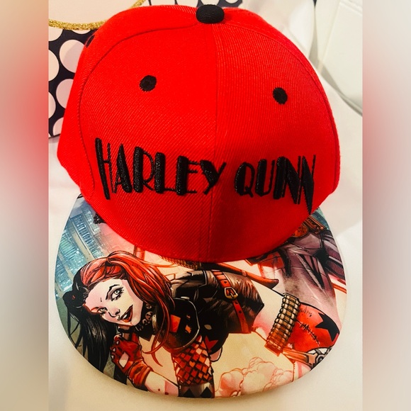 Six Flags | Accessories | Harley Quinn Red Snapback Hat | Poshmark